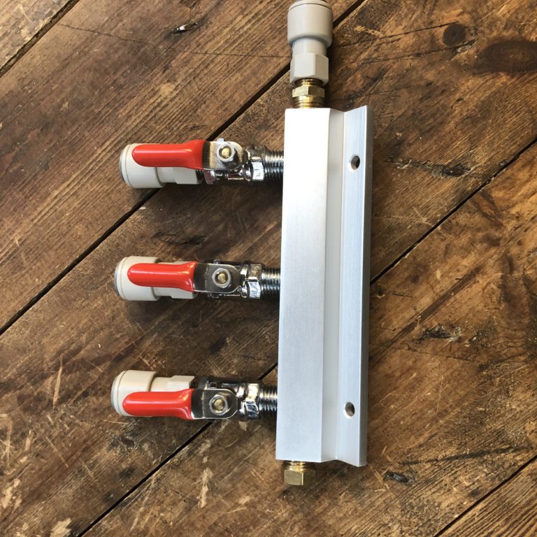 3 Way Manifold Gas Line Splitter with Check Valves - 100psi Rated