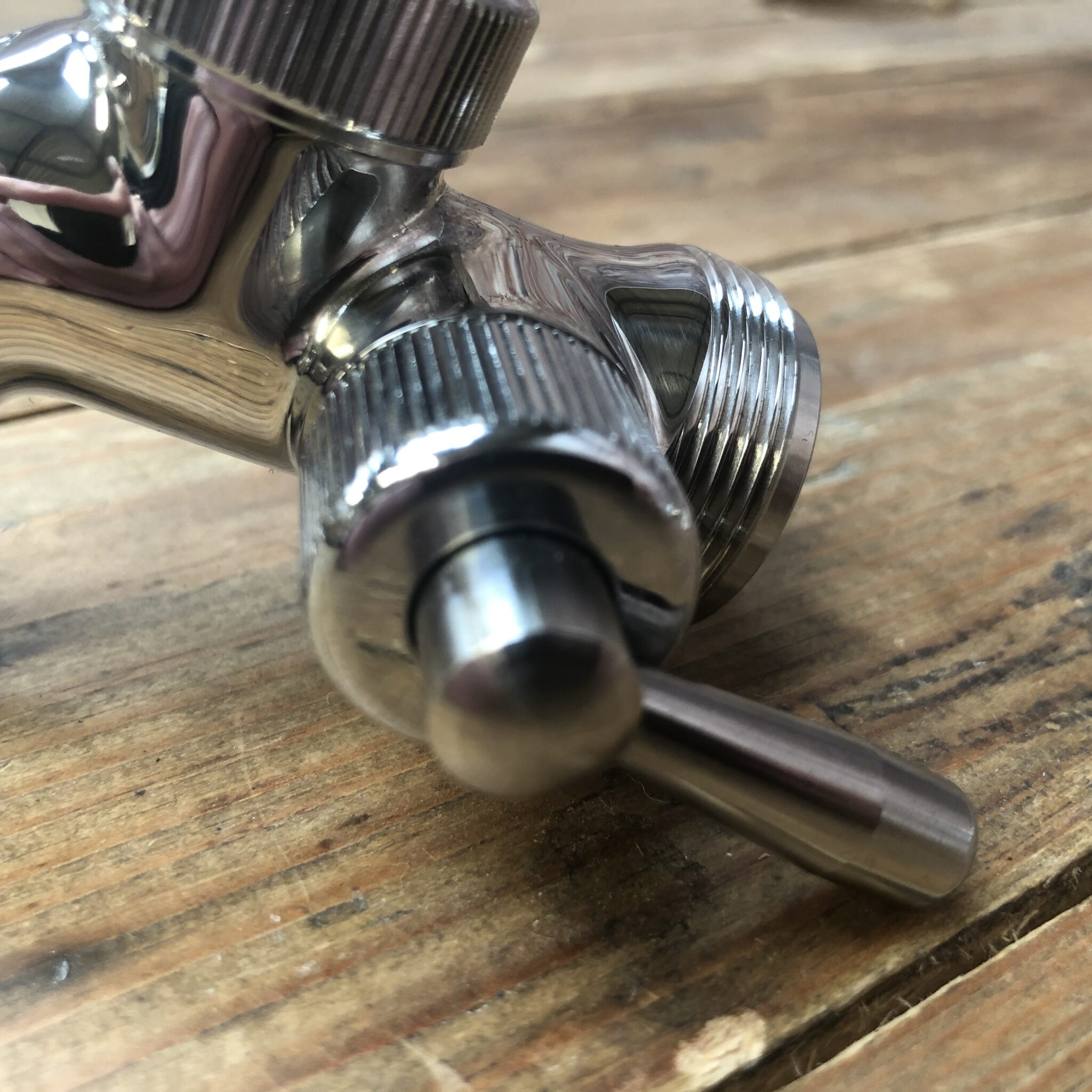 Perlic 690SS Forward Sealing Faucet - Flow Control & Creamer