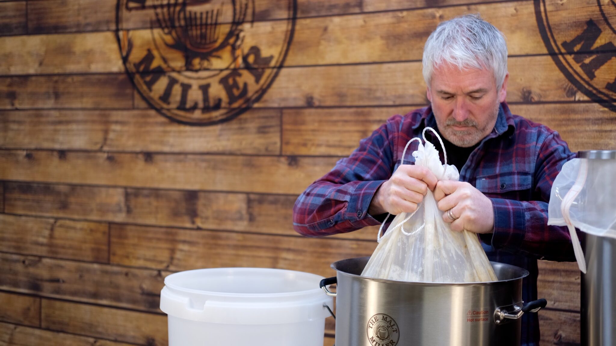 All grain brewing with just one pot? The BIAB method