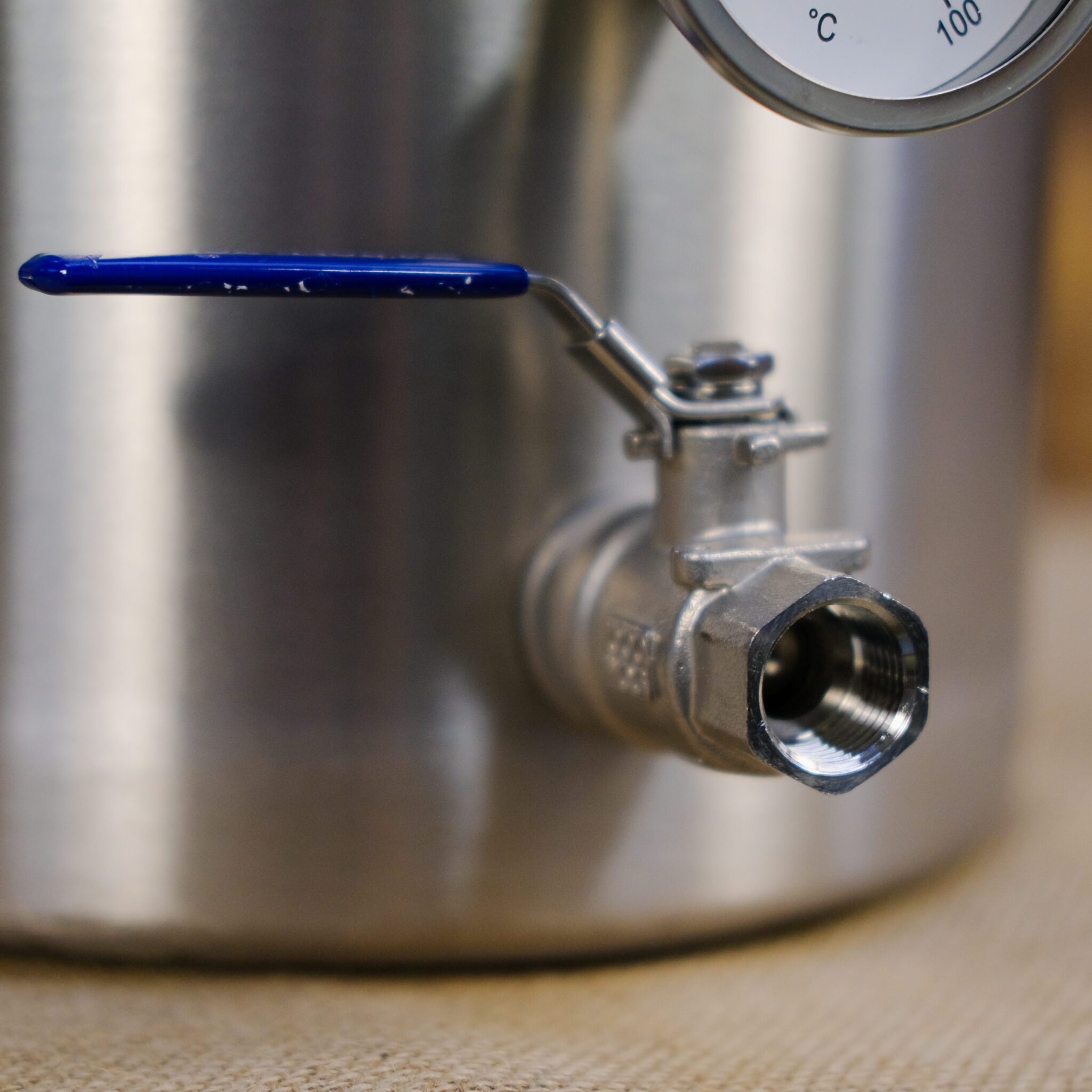 Electric Brew Kettle 2kW - Stainless Steel Coil & Inkbird Controller