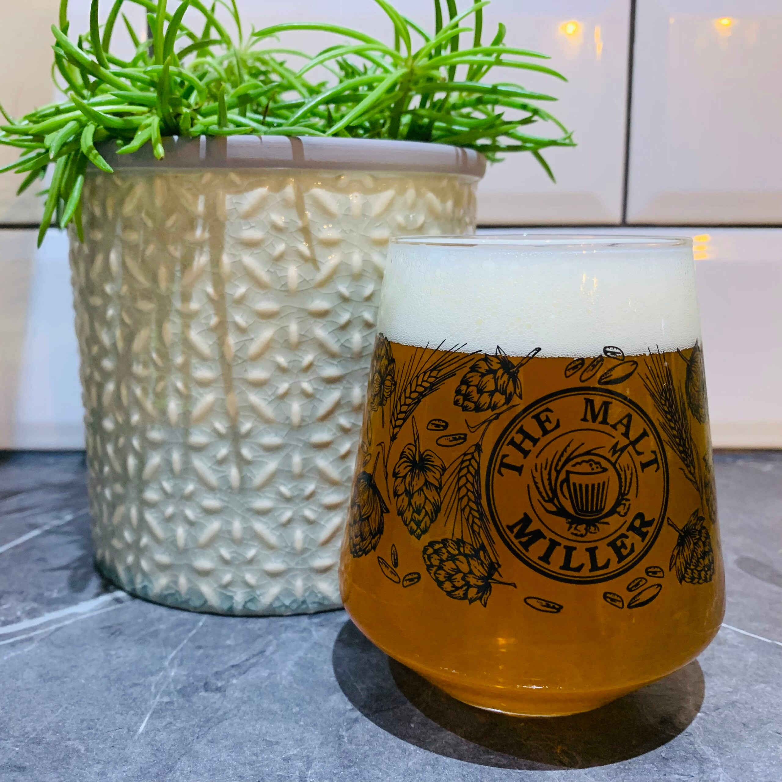 Pineapple Pine Tree IPA Recipe Kit - Brew Tropical West Coast Ale